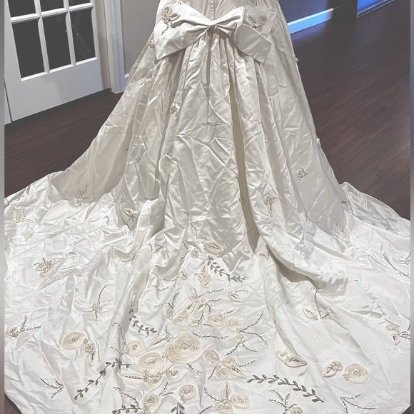 Scassi | Dresses | Vintage 995 Scassi By Eva Forsyth Wedding Gown One ...